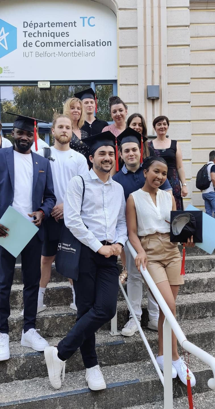 TC | TECHNIQUES DE COMMERCIALISATION - IUT NFC