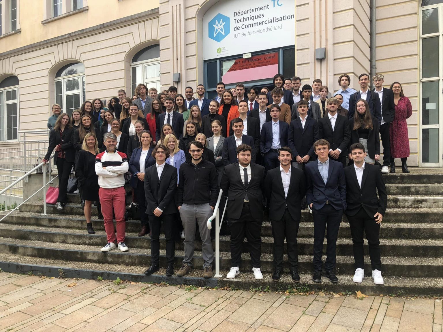 TC | TECHNIQUES DE COMMERCIALISATION - IUT NFC